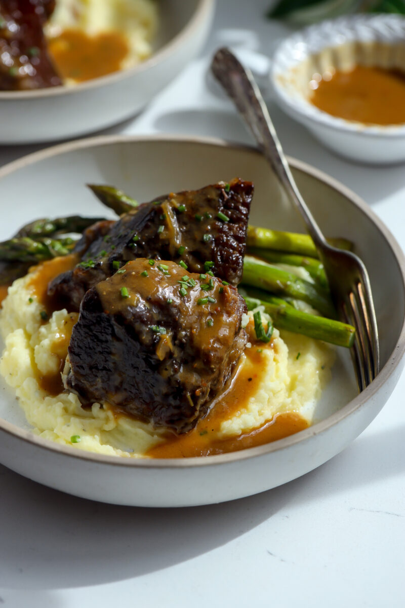 Short Ribs and Potatoes - Food My Muse