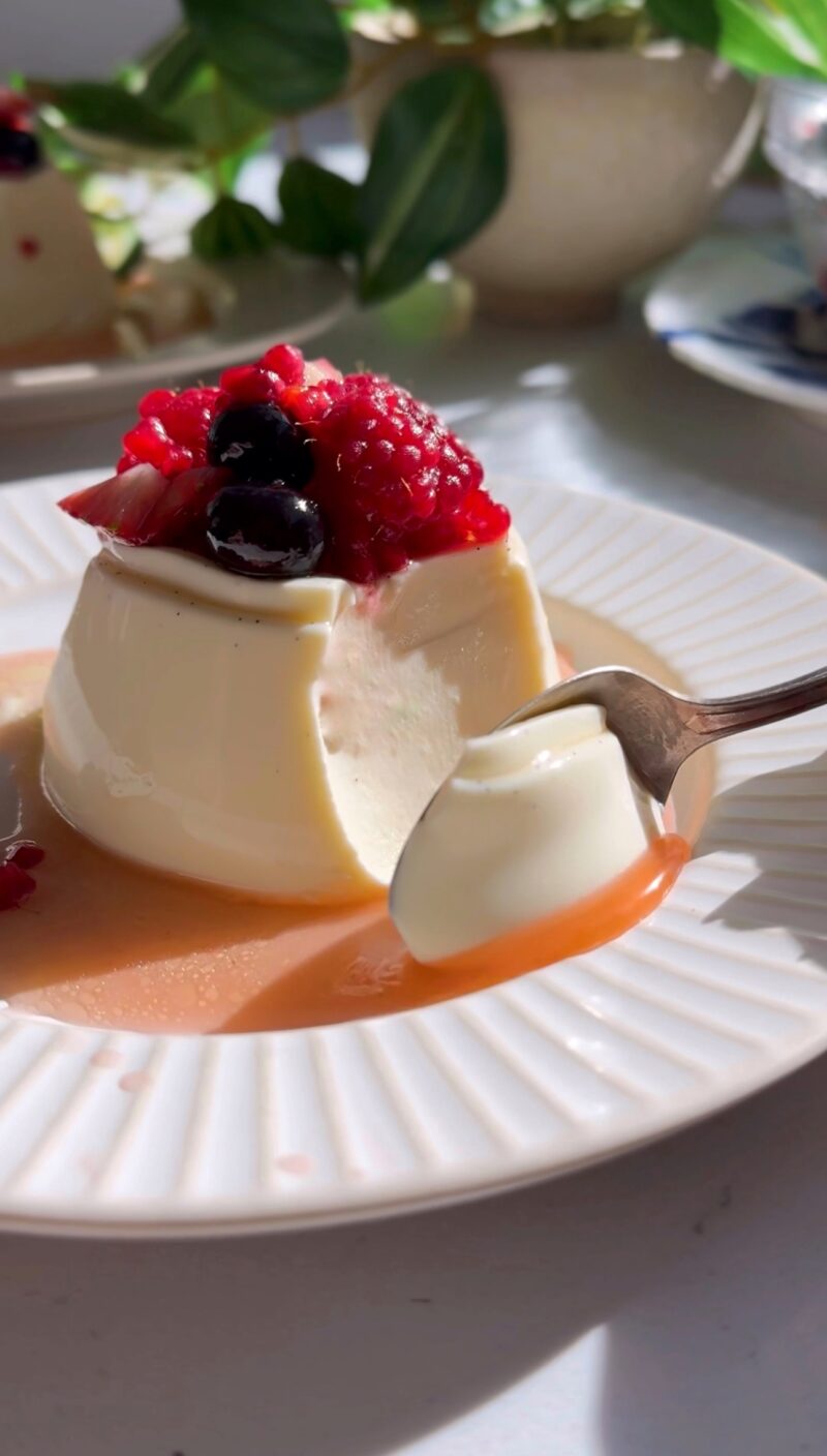 Berry Panna Cotta - Food My Muse