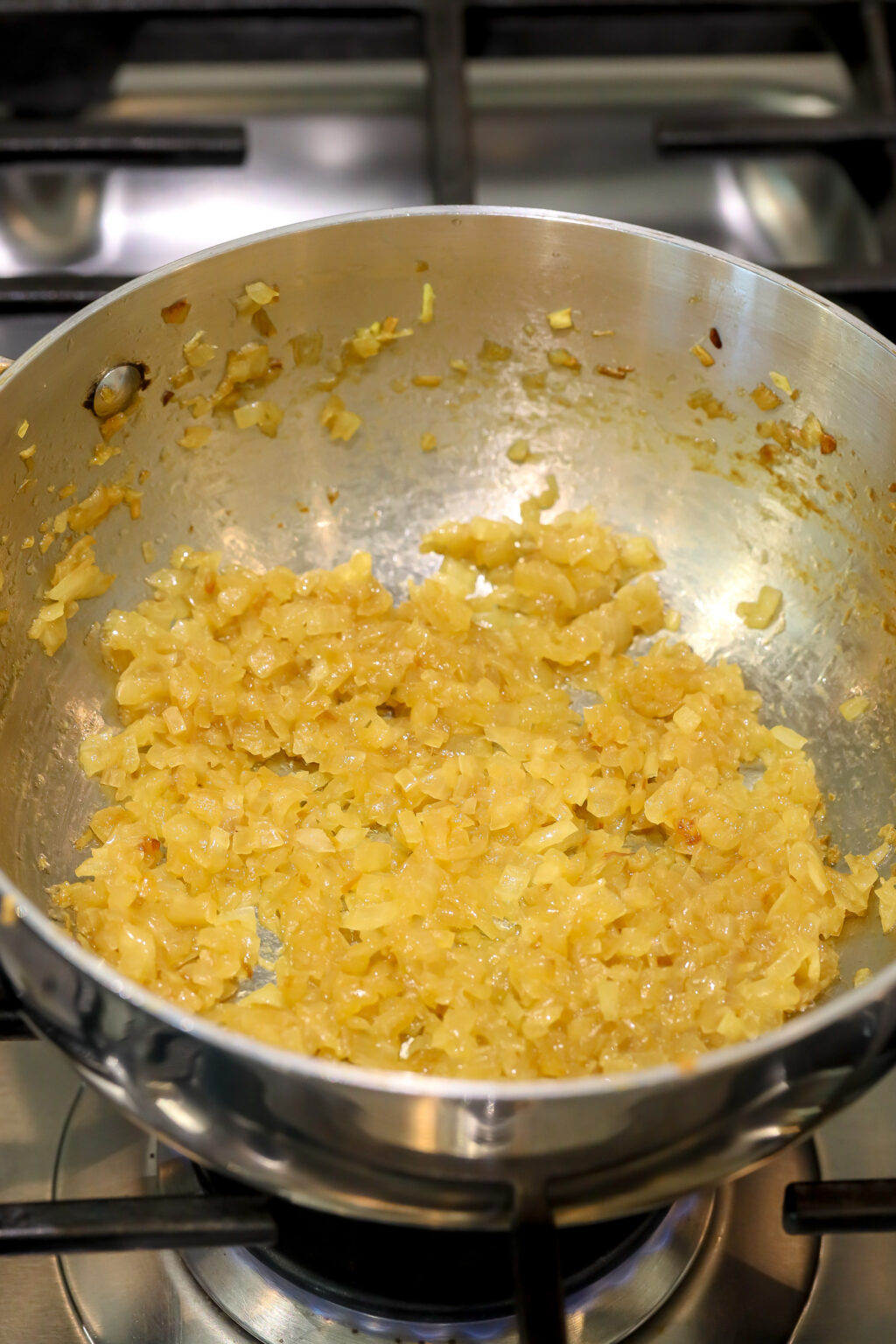 Caramelized Onion Gravy - Food My Muse