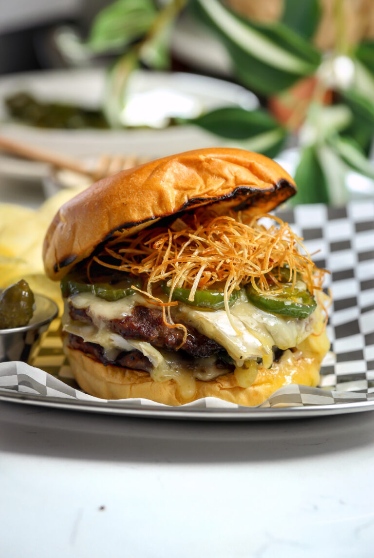 Cheesy Jalapeño Smash Burgers 🌶️ - Food My Muse